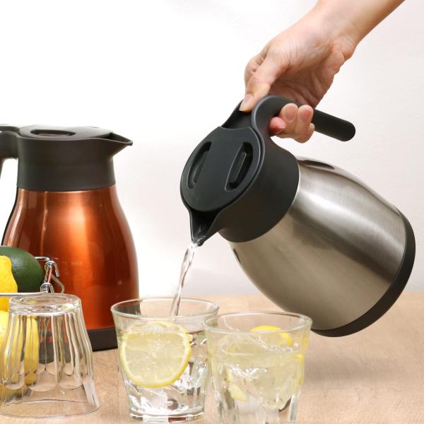 サイズ/約幅17.5×奥行13.5×高さ20cm重量/約640g容量/約1L内容量/1個材質/本体内側：ステンレス鋼本体外側：ステンレス鋼（アクリル樹脂塗装）口がね・ハンドル：ポリプロピレンふた栓：ポリプロピレンプッシュレバー：ABS樹脂開...