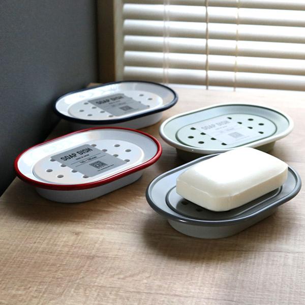 サイズ/約横14.5×縦10.5cm内容量/1個材質/AS樹脂種類/ブルー、レッド、モスグリーン、アーバングレー生産国/日本製●シンプルなカラーリングが都会的なソープディッシュです。●プラスチック製なので、軽くて持ち運びが簡単です。●万が一...