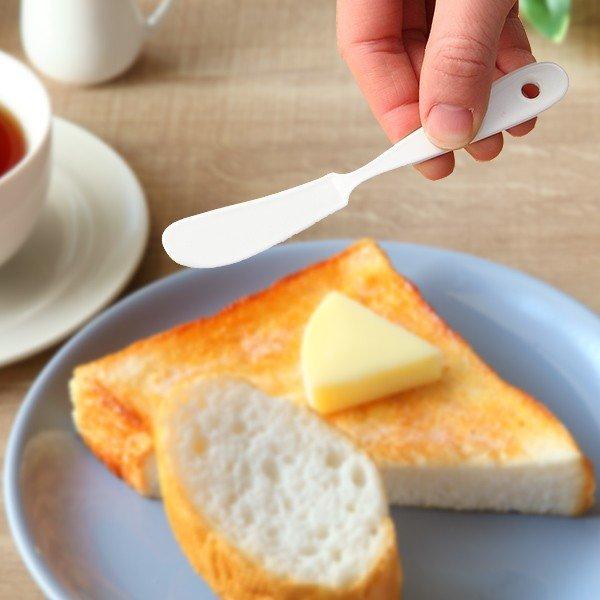 サイズ/約横1.8×縦12.6cm重量/約20g内容量/1本材質/ステンレス（ホーロー仕上げ）生産国/日本製食器洗い乾燥機/使用不可●なめらかな質感の琺瑯（ホーロー）で仕上げた小さめサイズのバターナイフです。●ひとつひとつ職人の手によって作...