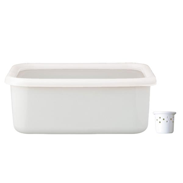 サイズ/約幅23.5×奥行17.5×高さ8.5cm重量/約690g容量/約2.8L内容量/1個材質/本体：ほうろう用鋼板ふた：ポリプロピレンふち：熱可塑性エラストマー水取り器：陶器生産国/タイ製●酸や塩分に強いホーロー容器で美味しい自家製漬...