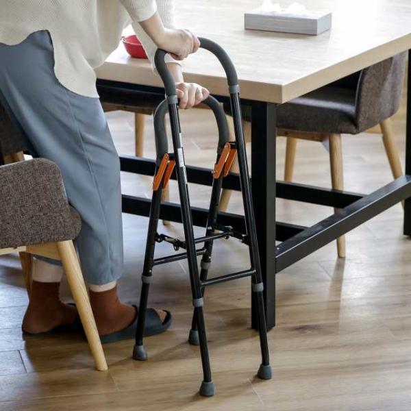 サイズ/幅22.5×奥行27〜33.5×高さ70〜85cm(5段階調節)折り畳み時：幅22.5×奥行16.5×高さ73cm持ち手高さ：上段:70〜85cm／下段:56〜71cm重量/約1.3kg内容量/1個材質/本体：アルミニウム合金持ち手...