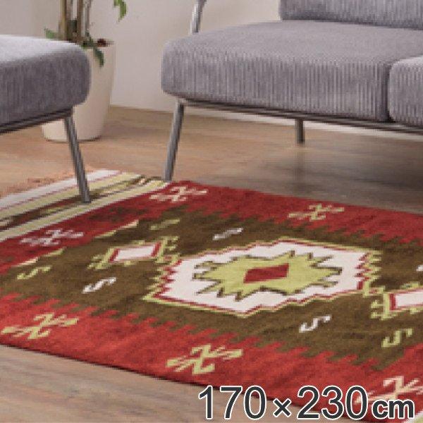 キリムとは遊牧民たちが織る平織りの敷物です。幾何学モチーフはさまざまな意味を持ち、織り手の思いが表現されています。独特な模様と美しい色彩は、敷く場所の印象を手軽に変えることができ、華やかにお部屋を演出してくれます。特徴のあるインド綿のチクチ...