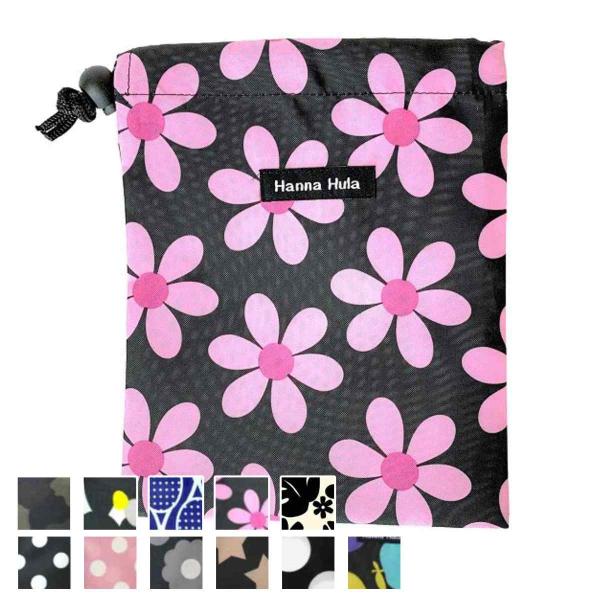 サイズ/約幅16.5×高さ22cm内容量/1枚材質/ポリエステル種類/ポルカブラック、ポルカピンク、クッキーフラワーカフェ、ロックスターブラック、ブラックドット、カラフルりんご、カモフラージュ、ブラック、ブルー、レトロフラワーピンク、ハワイ...