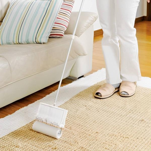 サイズ/本体：約幅18×奥行7×伸縮時長さ62〜97cm付属テープ：約幅16cm×80周巻重量/約370g内容量/本体：1個付属テープ：1巻材質/カバー：ポリプロピレンシャフト：スチールテープ：粘着加工紙生産国/中国製●カバーと本体が一体化...