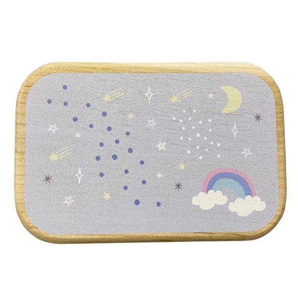 サイズ/約横12×縦8cm厚さ：約2.4cm重量/約135g内容量/1個材質/天然木（桜）・磁石生産国/日本製●大切なお子様の成長の証を記念に残せる乳歯ケースです。●木目が美しく頑丈で上質な山桜を使用しています。●自然をイメージした温かみの...