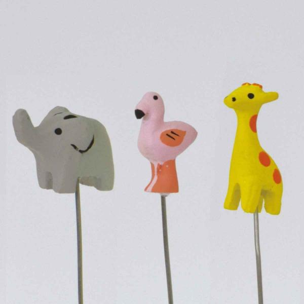 サイズ/約5〜6cm内容量/3本入り（ゾウピック、フラミンゴピック、キリンピック、各1本）材質/レジン、スチール生産国/フィリピン製●ゾウ、フラミンゴ、キリンのピックが1本ずつ入った、ミニピック3本セットです。●レジンで作られたとても小さな...