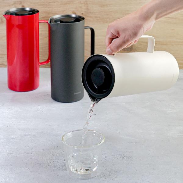 サイズ/約幅9.8×奥行14.8×高さ23.4cm 口径：約7.6cm重量/約740g容量/約1L内容量/1個材質/内びん・胴部・口金：ステンレス鋼中せん：ポリプロピレンパッキン：シリコーンゴム種類/レッド、ダークブラウン、ホワイト生産国/...