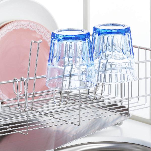 サイズ/約幅15×奥行5.5×高さ12.2cm重量/約57g内容量/1個材質/18-8ステンレス生産国/日本製●お手持ちの水切りかごに後付けできる、ステンレス製の3連グラスホルダーです。●フックで簡単に引っ掛けて、気軽に水切りかごの容量を増...