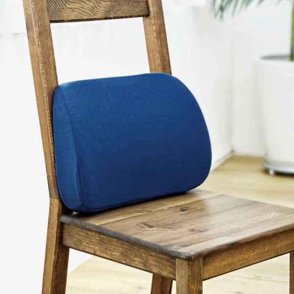 サイズ/約幅40×奥行28×高さ8.5cm重量/約690g内容量/1個材質/本体：シリコーンゴム、ウレタンフォームカバー：ポリエステル原産国/中国●腰にフィットし姿勢をサポートします。●腰に沿うようなゆるやかなカーブの形状です。●弾力のある...