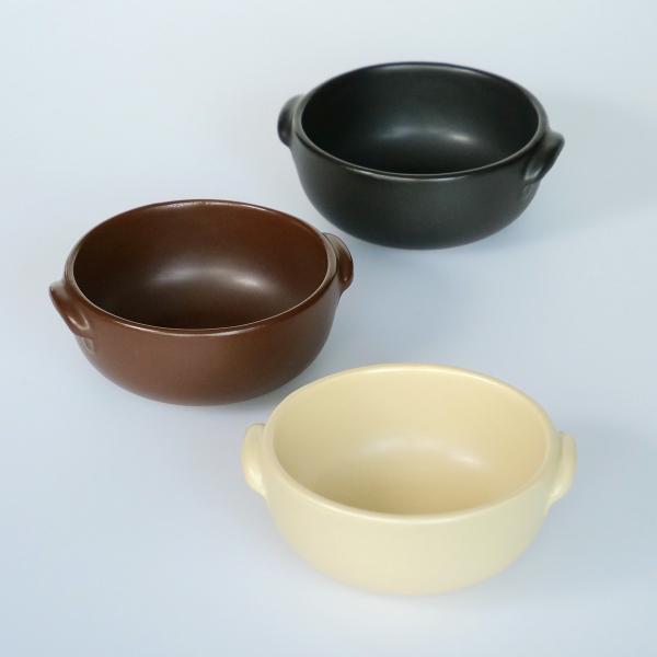 サイズ/約奥行15.2×高さ5.5cm直径：約13.3cm重量/約350g容量/約470ml内容量/1個材質/耐熱陶器（萬古焼）種類/ブラック、ブラウン、ホワイト生産国/日本製電子レンジ/使用可能オーブン/使用可能熱源/ガス火専用●アツアツ...