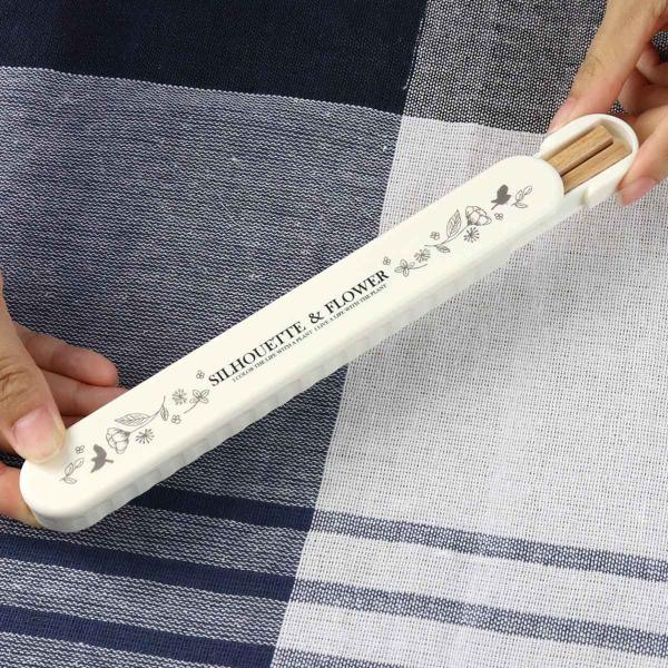 サイズ/約幅21×奥行3×高さ1.7cmお箸：約長さ19.5cm重量/約50g内容量/1個（お箸、箸箱）材質/お箸：天然木箸箱蓋：AS樹脂箸箱本体：ポリプロピレン生産国/日本製パーツ別耐熱温度/箸箱蓋：80度箸箱本体：120度食器洗い乾燥機...