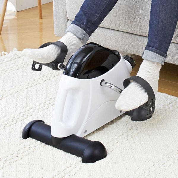 サイズ/約幅37×奥行40.3×高さ30cm重量/約3.6kg内容量/1台材質/本体：ABS樹脂脚部・ペダル：ポリプロピレン、ポリエチレン脚部裏滑り止め：スチレン系熱可塑性エラストマー生産国/中国製●ペダル型のフィットネスバイクなので、どこ...