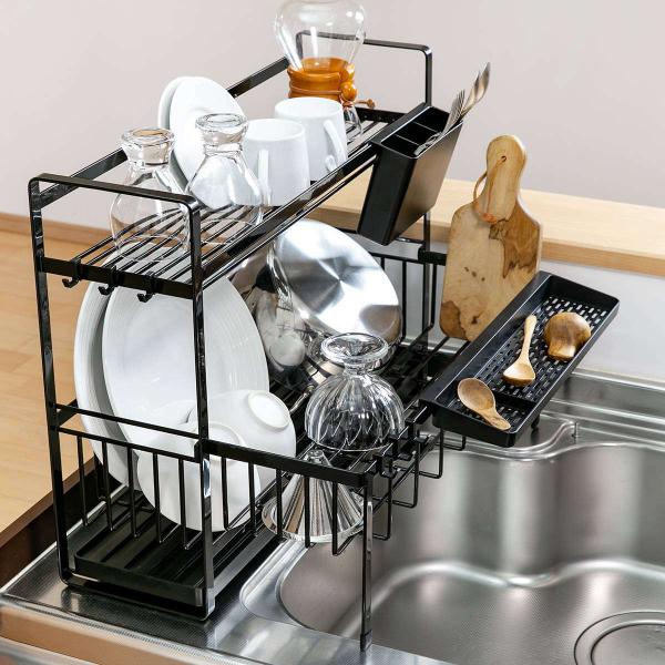 サイズ/約幅55.5×奥行17〜31.5×高さ42.2cm【内寸】約幅51×奥行16〜31×高さ11.5（外）9（内）cmバスケットのスリット：約2cm上段スリット：約1.4cm内容量/1個（本体、水切りトレー、カトラリーポケット、カトラリ...