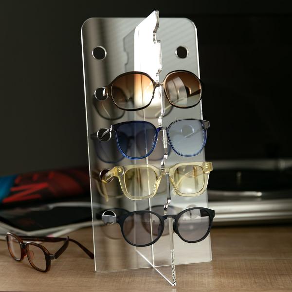 サイズ/約幅18×奥行20×高さ37.4cmアクリル厚さ 約5mm重量/約870g内容量/1個材質/アクリル生産国/日本製組立状態/お客様組立品●ゆとりを生む透過性●目立たず魅せる存在感●お気に入りのコレクションを魅力的に飾る●5本掛けタイ...