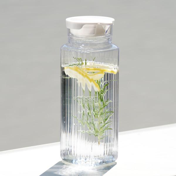 サイズ/約幅9.5×奥行8.5×高さ25cm容量/約1.2L内容量/1個材質/本体：AS樹脂ふた：ポリプロピレン生産国/日本製パーツ別耐熱温度/本体・ふた：100度パーツ別耐冷温度/本体・ふた：-20度食器洗い乾燥機/使用不可●モールガラス...