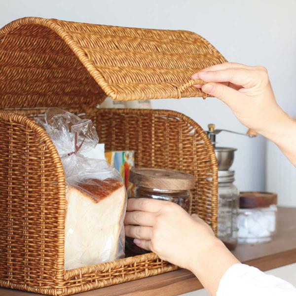 サイズ/約幅35×奥行21×高さ21cm内容量/1個材質/ポリプロピレン、ポリエチレン、アイアン生産国/中国製●汚れたらさっと水拭きできる●洗えるバスケット「ユティル」シリーズ●扱いやすい素材キッチン 収納 かご カゴ 籠 籐かご風 小物収...