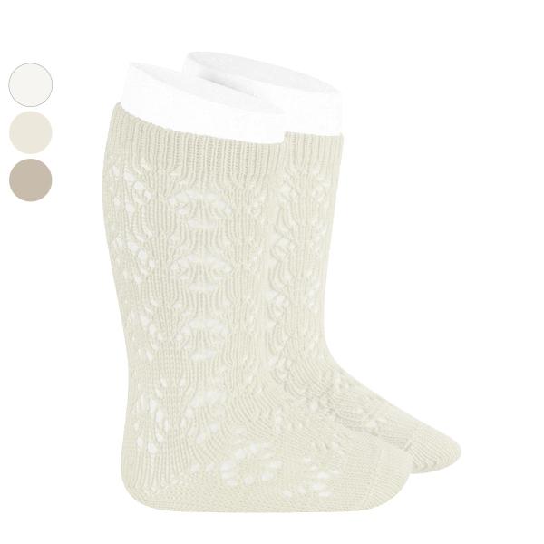 サイズ/4詳細はサイズ表をご覧ください。内容量/1足材質/コットン80％、ナイロン20％種類/ナタ、カバ、リノ生産国/スペイン製対象年齢/4歳〜5歳●スペインのブランド「condor（コンドル）」のハイソックスです。●幾何学模様の透かし編み...