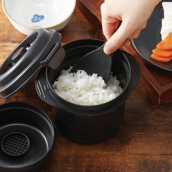 サイズ/約幅15.5×奥行14×高さ12.8cm容量/約500ml内容量/1個付属品：しゃもじ材質/本体・外フタ：ポリプロピレン中フタ：ポリプロピレン止め具：ABS樹脂生産国/日本製パーツ別耐熱温度/本体・外フタ：140度、中フタ：140度...