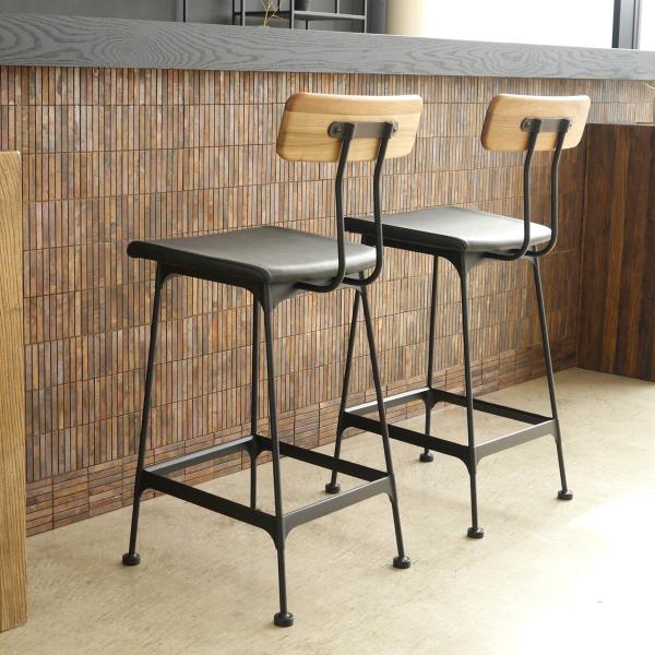 サイズ/約幅41.5×奥行46×高さ95cm重量/約10kg内容量/2脚材質/張地：PU（ポリウレタン）脚部：スチール背もたれ：ウォールナット無垢材（ポリウレタン塗装）生産国/中国製座面耐荷重/80kg組立状態/完成品梱包サイズ/幅54×奥...