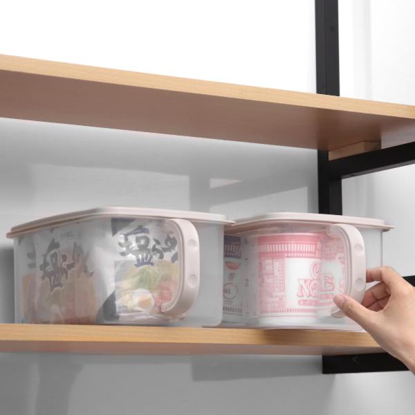 サイズ/外寸：約幅30.7×奥行19.5×高さ13.4cm内寸：約幅23.8×奥行17×高さ11.8cm容量/水：4.5L米：4kg無洗米：4.3kg内容量/1個材質/本体：ポリプロピレンフタ：ポリエチレン生産国/日本製スタッキング/可能●...