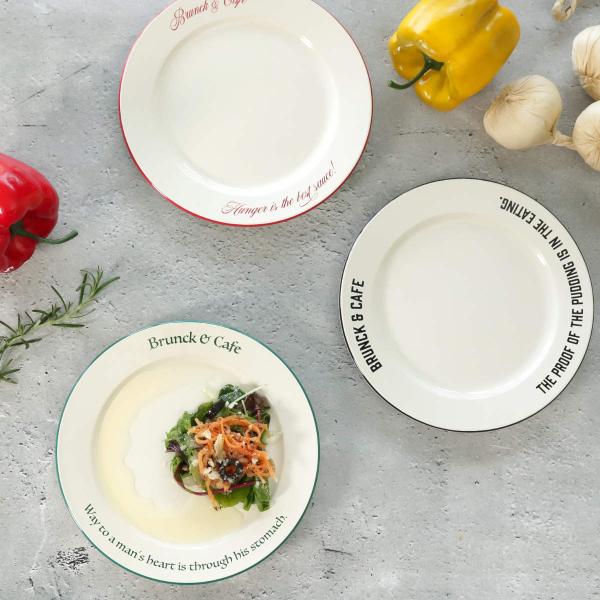 サイズ/約高さ1.7cm直径：約18.3cm内容量/1枚材質/PET種類/ブラック、グリーン、レッド生産国/日本製食器洗い乾燥機/使用可能電子レンジ/使用可能●英字のプリントがかわいいカフェ風プレートです。●取り分け皿やデザート皿にちょうど...