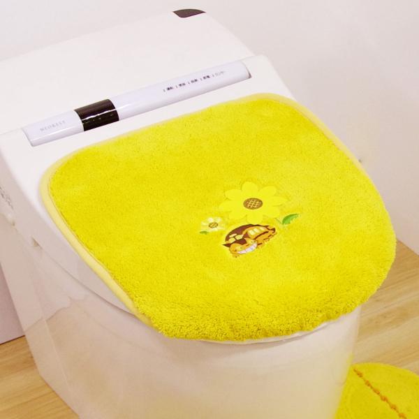 サイズ/洗浄暖房型・普通型（O型・U型）兼用内容量/1枚材質/アクリル100％（吸水素材）生産国/インドネシア製洗濯/洗濯機使用可能乾燥機/使用不可●ネコバスの刺繍とアップリケが可愛い普通型（U・O型）と洗浄・暖房型の兼用蓋カバーです。●ひ...