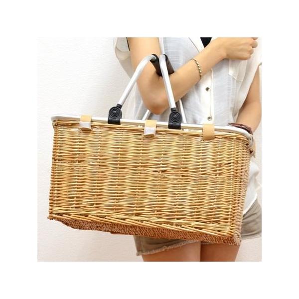 サイズ/約幅48×奥行28.5×高さ43cm内容量/1個材質/カゴ：煮柳ハンドル：メタル●たっぷり入る大きいサイズ●クッション性のある持ち手●たためるハンドル●面ファスナーで簡単脱着柳かご 収納ボックス レジャー アウトドア カゴ バック