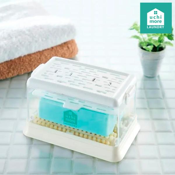 サイズ/約幅13.5×奥行8.5×高さ7.5cm重量/約164g内容量/1個材質/ケース・トレー：ポリプロピレン・ポリスチレン・ABS樹脂ブラシ：ポリプロピレンバネ：ステンレス生産国/中国製●せっけん収納から衣類の汚れ落としまで1つでできる...