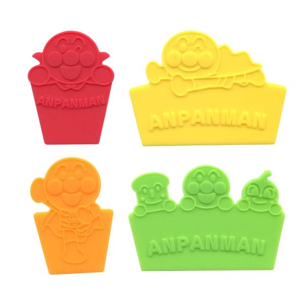 サイズ/内容量/4枚入材質/シリコンゴム食器洗い乾燥機/使用可能電子レンジ/使用可能オーブン/使用可能●小さなお子さまに大人気のアンパンマンのシリコンバランです。●高めの仕切りでおかずに埋もれません。●やわらかいシリコンなので折り曲がっても...