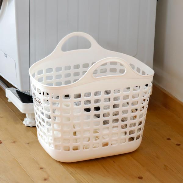 サイズ/約幅40.5×奥行25.4×高さ37.3cm内容量/1個材質/ポリエチレン種類/ホワイト、ブラウン生産国/日本製耐熱温度/70度耐冷温度/-20度●シンプルなデザインで生活に取り入れやすいランドリーバスケットです。●プラスチック素材...