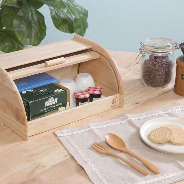 サイズ/約幅33×奥行23×高さ16cm重量/約1.3kg内容量/1個材質/天然木（ラバーウッド・ラッカー塗装）生産国/ベトナム製●シンプルで使いやすい木製のブレッドケースです。ホコリを防ぎ、ごちゃつきがちなキッチンのパン類をすっきりまとめ...