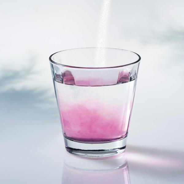 サイズ/約横12.8×縦16cm内容量/5包入成分/D・P・D試薬生産国/日本製●浄水器の交換時期を見える化できるウォーターチェッカーです。●残留塩素の濃さによって水の色が変化します。カルキ チェック カートリッジ交換時期 水道水 塩素濃度...