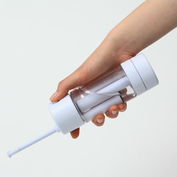 サイズ/収納サイズ：約幅5×奥行5×高さ16.5cm使用サイズ：約幅5×奥行5×高さ32.5cm重量/約160g内容量/1個（本体、ポーチ）材質/本体：ABS、AS収納袋：ポリエステル、ナイロン、PP生産国/中国製●外出先で使える、加圧式お...