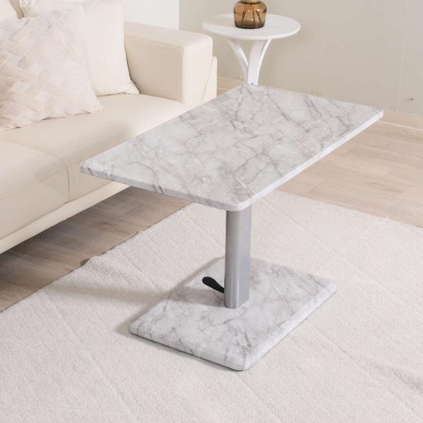 サイズ/約幅90×奥行50×高さ43〜57cm天板厚み：1.8cm重量/約13.7kg内容量/1台生産国/台湾製耐荷重/耐荷重(天板):10kg組立状態/お客様組立品●美しい大理石柄のカフェ風テーブルです。●フットペダルでラクに昇降できます...