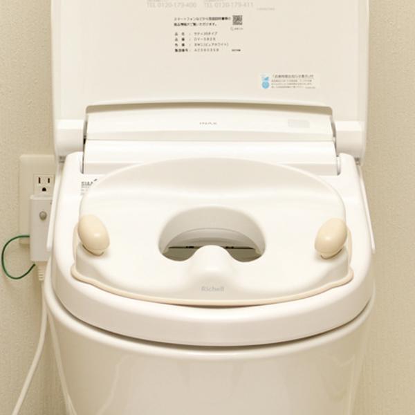 サイズ/約幅32×奥行31×高さ12.4cm重量/約400g内容量/1台材質/補助便座：ポリプロピレン、熱可塑性エラストマーキャップ、固定具：ポリプロピレングリップ：ABS樹脂生産国/中国製パーツ別耐熱温度/補助便座：80度キャップ、固定具...