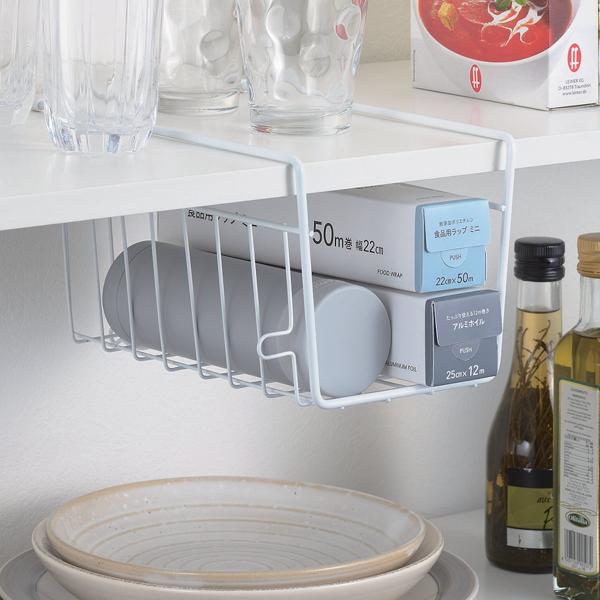 サイズ/約幅16.5×奥行27×高さ15cm重量/約290g内容量/1個材質/本体：鉄（エポキシ樹脂塗装）保護キャップ：塩化ビニル生産国/中国製耐荷重/約3kg●吊り戸棚の下を有効活用できるキッチンバスケットです。●よく使うラップや布巾、調...