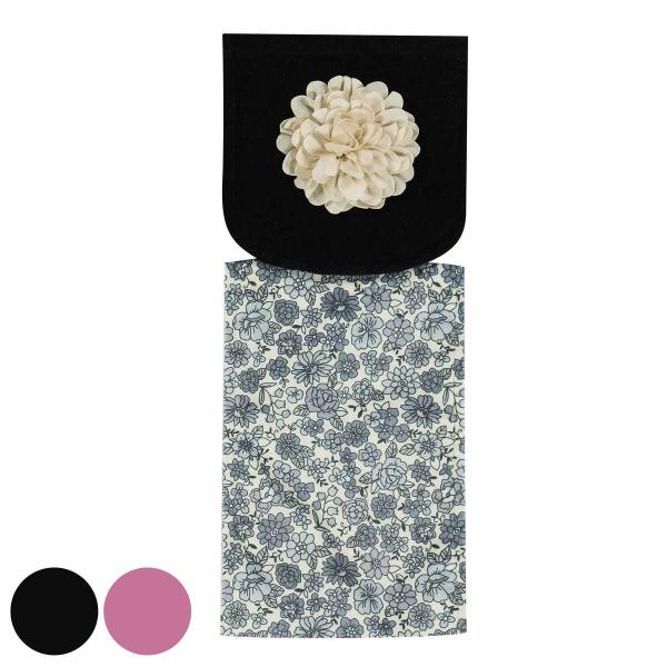 サイズ/内容量/1個材質/フタ表生地：パール・綿地糸・ストック表生地・花：ポリエステル種類/ブラック、ローズ生産国/中国製洗濯/洗濯機使用可能●リバティ風の小花柄がかわいいシャーロットシリーズのペーパーホルダーカバーです。●それぞれのカラー...
