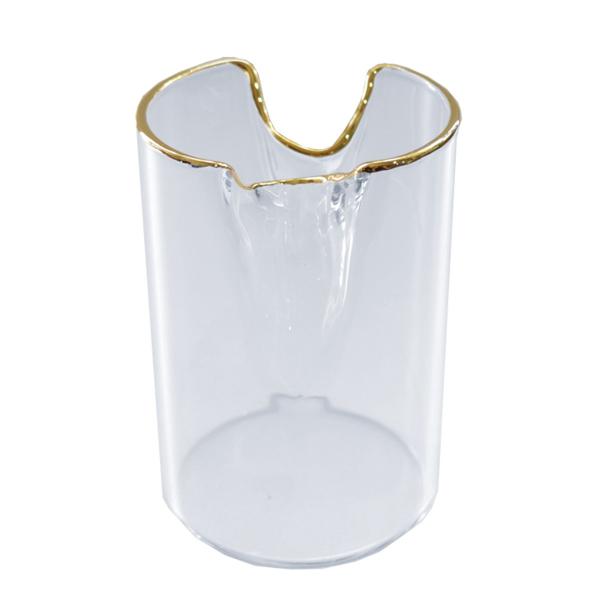 サイズ/約幅5.5×奥行5.5×高さ8cm内容量/1個材質/ガラス●挿すだけでお花を美しく見せるフラワーベースです。●ゴールドの縁取りとトップのいびつな形がアクセントです。●生花はもちろんドライフラワーなどを飾っても素敵です。花入れ ガラス...