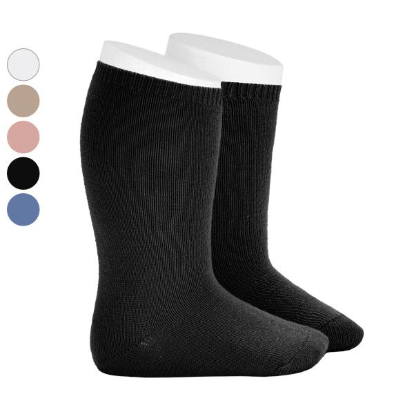 サイズ/0、2詳細はサイズ表をご覧ください。内容量/1足材質/バンブービスコース53％、ナイロン25％、コットン22％カラー/ブランコ、アルメンドラ、バレリーナ、ネグロ、プロベンサ生産国/スペイン製対象年齢/6ヶ月〜2歳●スペインのブランド...