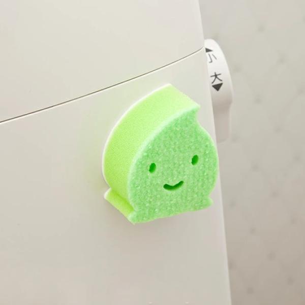 サイズ/約幅5.5×奥行2.9×高さ6cm内容量/3個入り材質/アクリル不織布、ポリウレタンフォーム、アクリルフォーム●トイレタンクや手洗い場に貼り付けて頂けるトイレタンククリーナーです。●貼ってはがせる素材で何度でも貼り付けが可能です。●...