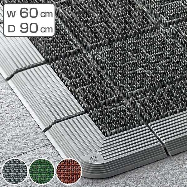 コシの強い芝が泥や砂をしっかり取り除くので、土砂が多い作業現場や出入り口におすすめです。泥・水が溜まらずに抜ける構造です。本駒の葉状芝の中にクロス状突起を設けることにより、強度を高め、型くずれを防止します。芝毛が四方に向かって並んでいるので...