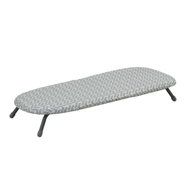 サイズ/約幅82×奥行31×高さ12cm折り畳み時：約幅42.5×奥行31×高さ8cm重量/約1.5kg内容量/1台材質/本体：ポリプロピレン脚部：スチール(粉体塗装)脚部キャップ：熱可塑性エラストマーカバー表面：綿(アルミコーティング加工...