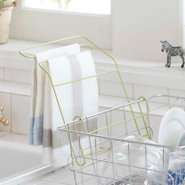 サイズ/約幅25.5×奥行11.5×高さ28.5cm内容量/1個材質/スチール（ユニクロメッキ+粉体塗装）生産国/中国製耐荷重/約500g対応サイズ/内寸幅26×高さ10.5cm以上の水切りかご●今お使いの水切りカゴに引っ掛けるだけで使える...