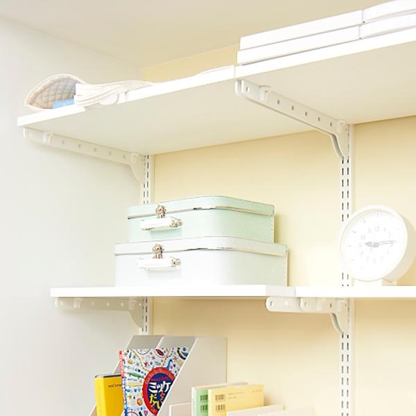 サイズ/幅75×奥行45cm内容量/棚板×1枚、ブラケット×2個、棚受（取付ビス共）×4個、落下防止ストッパー（大）×2個材質/【棚板】芯材：パーティクルボード、表面材：低圧メラミン張り【ブラケット】普通鋼（スチール）、エポキシ樹脂系粉体塗...