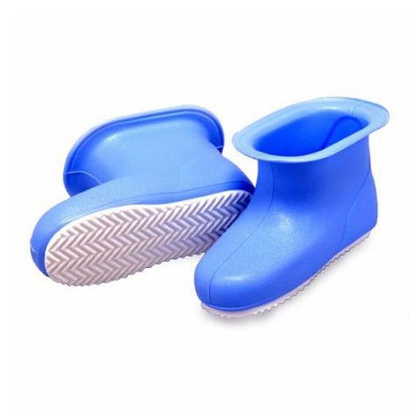 サイズ/約幅26×高さ14cm内容量/1足材質/EVA樹脂●寒い冬場に、厚い靴下をはいたままでもお使いいただける26cmのお風呂ブーツです。●水に強く、寒冷な季節でも耐える、EVA樹脂を使用しています。●くつ底は、履き心地と滑りにくさを追求...