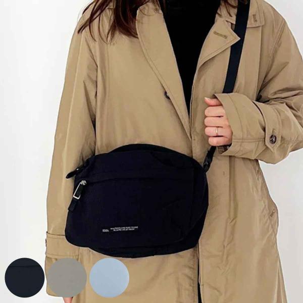 サイズ/約幅26×奥行9×高さ17cm（ショルダー含まない）容量/約3.5L内容量/1個材質/ナイロン種類/ブラック、スモークカーキ、ライトブルーグレー生産国/中国製●軽くて持ちやすく、身軽にお出かけできるショルダーバッグです。●内側にはポ...