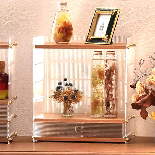 サイズ/約幅32×奥行15.5×高さ34cm引き出し内寸：約幅29×奥行14×深さ4cm重量/約2kg内容量/1台材質/フレーム：アクリル4.5mm棚板：中質繊維板にメラミン貼り9mm生産国/中国製引き出し段数/1段耐荷重/全体：約3.5k...