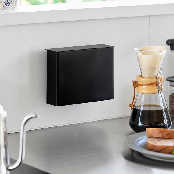 サイズ/約幅18.5×奥行7×高さ13.8cm重量/約855g内容量/1個材質/本体、蓋：スチール（粉体塗装）マグネット滑り止め：シリコーンゴム種類/ホワイト、ブラック生産国/中国製耐荷重/静止荷重：500g●シンプルでスタイリッシュなデザ...