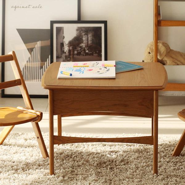 サイズ/約幅55×奥行55×高さ40cm重量/約6.7kg内容量/1台材質/天然木（オーク材）、ラッカー塗装組立状態/完成品●天然木のぬくもりを感じる折りたたみ学習机です。●北欧ビンテージを思わせる上質なデザインで、インテリアにも自然と溶け...