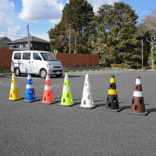 サイズ/約幅36×高さ70cm重量/約3.1kg内容量/5個材質/PVC種類/レッド、ブルー、グリーンイエロー、イエロー、ホワイト、ブラウン、ブラック●穴あきコーン5個セットです。●風や水に強い穴あき構造で倒れにくい設計になっています。●中...